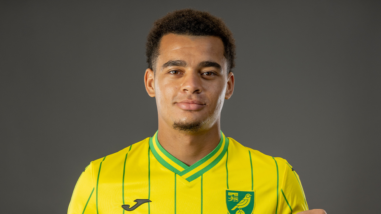 Mariners sign Dickson-Peters - Grimsby Town Football Club