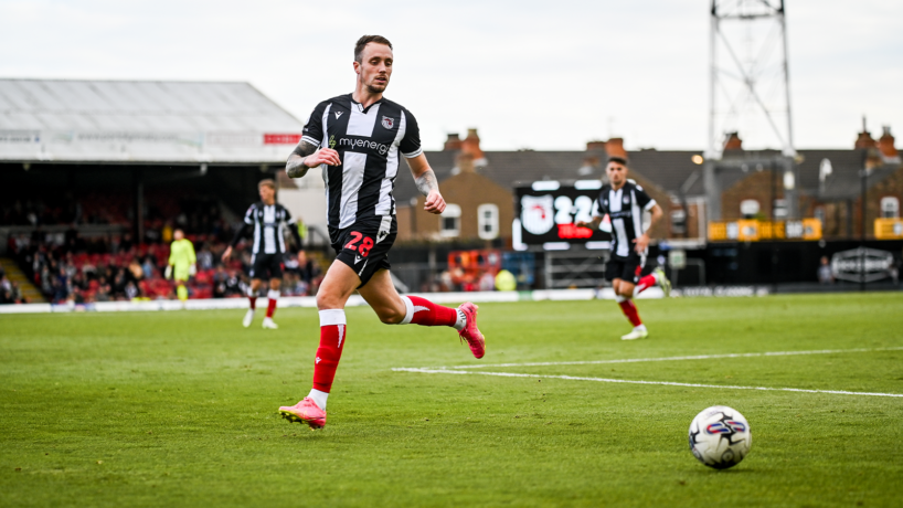 Mullarkey moves to Crawley - Grimsby Town Football Club