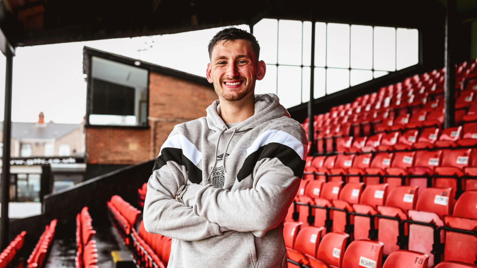 Goalkeeper joins on loan - Grimsby Town Football Club