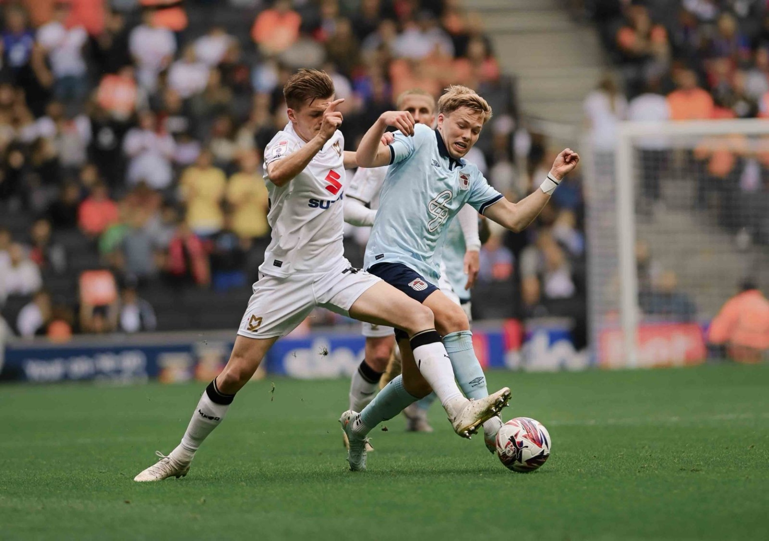 Town held to draw at MK Dons as race for play offs continue until final ...